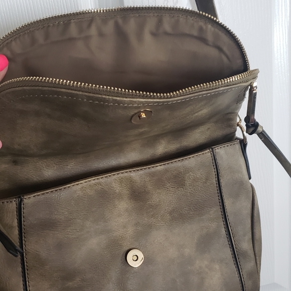 Massini | Bags | Massini Crossbody | Poshmark